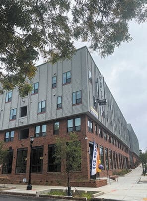 Mercy Care Atlanta expands mission to housing, along with health care ...